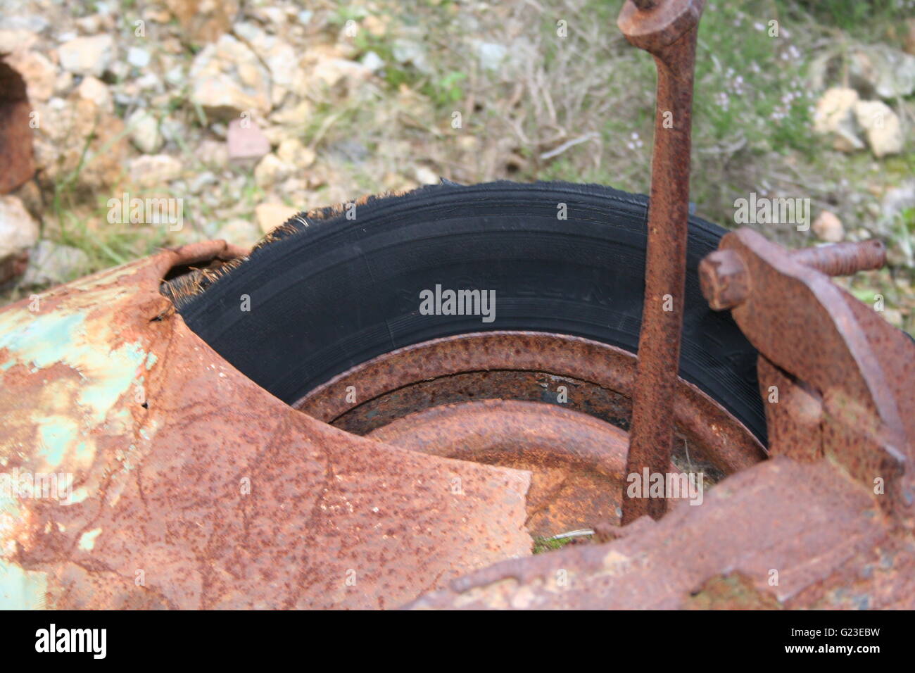 Fallen Car Stock Photos & Fallen Car Stock Images - Alamy