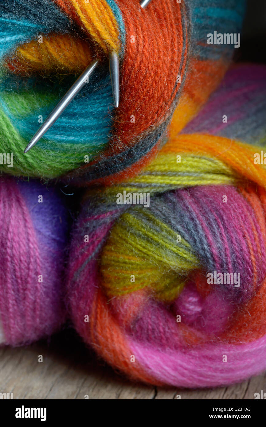 Old needles hi-res stock photography and images - Alamy