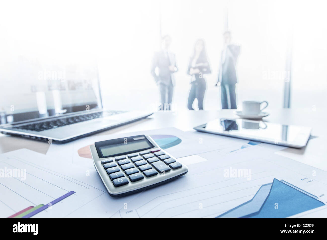 Documents calculator hi-res stock photography and images - Alamy