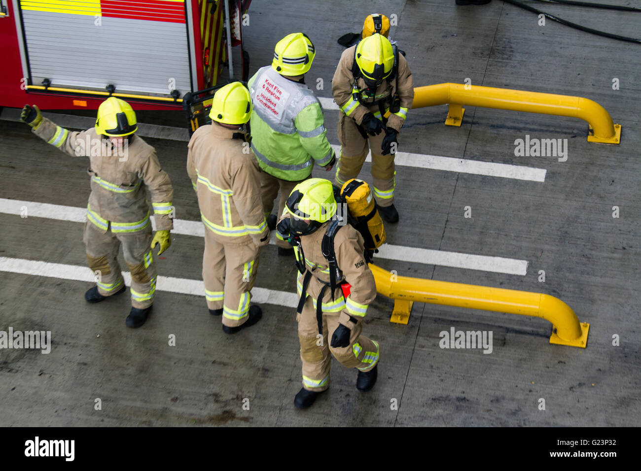 Kent Firefighters take part in a Hazmat Exercise Stock Photo - Alamy