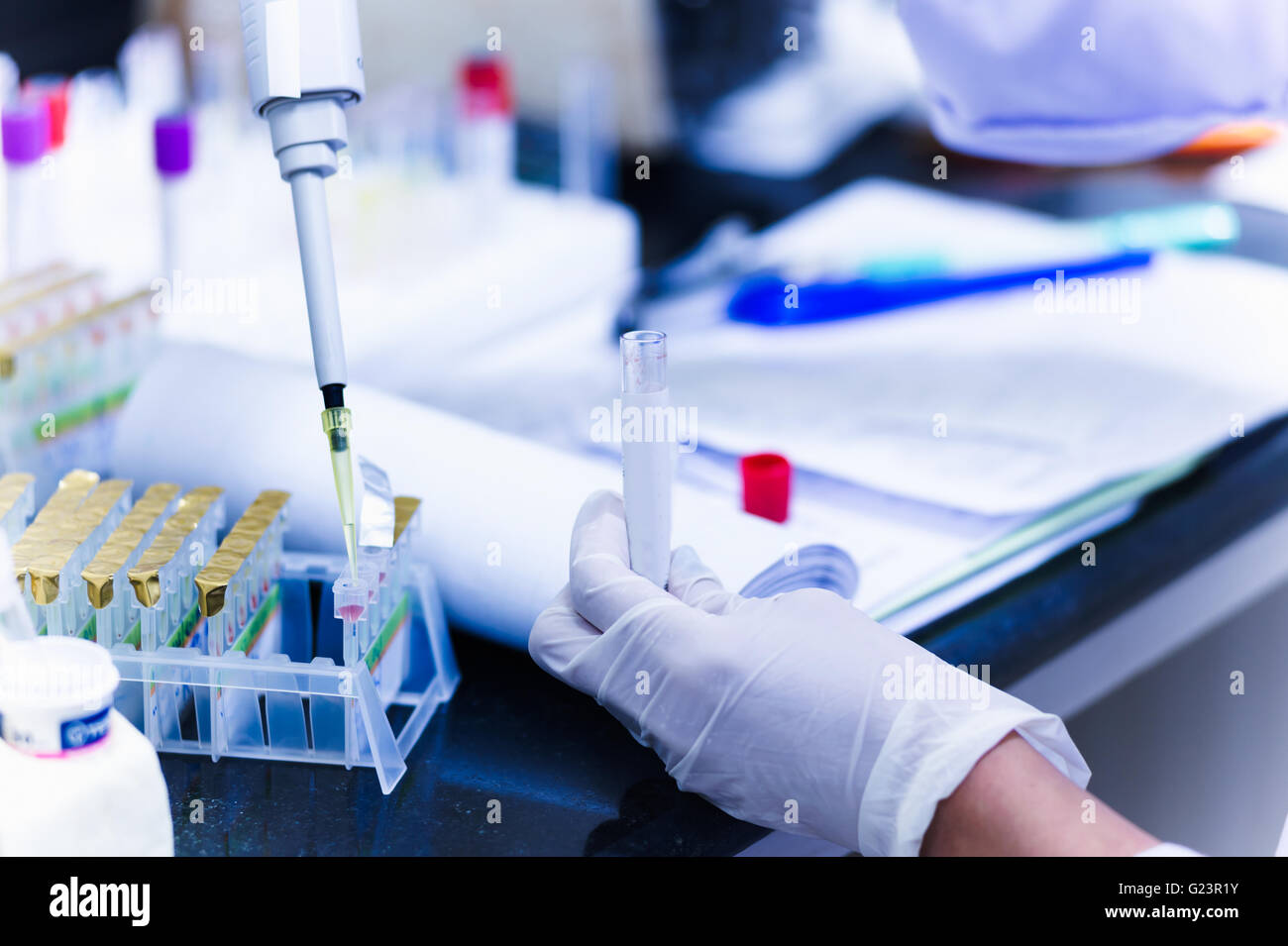 Medical room asia hi-res stock photography and images - Alamy