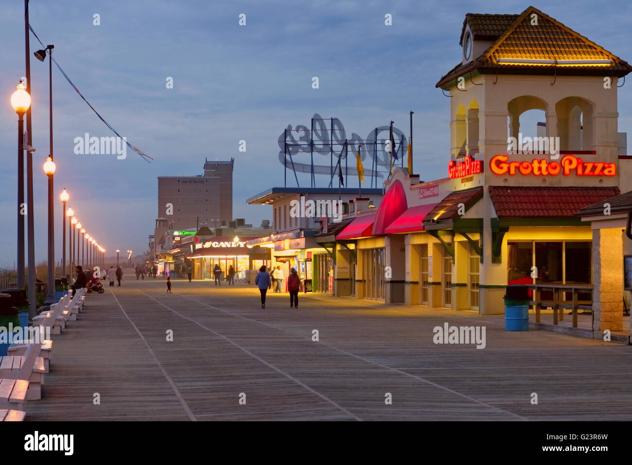 Boardwalk - Rehoboth Beach, Delaware, U.S.A Stock Photo - Alamy