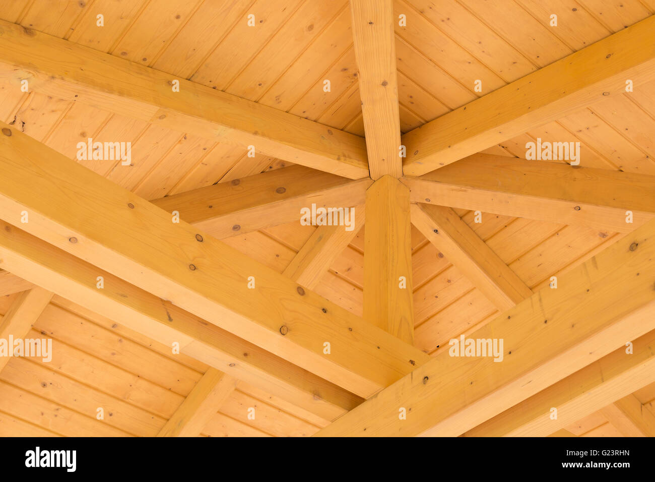 Wood beam support hi-res stock photography and images - Alamy