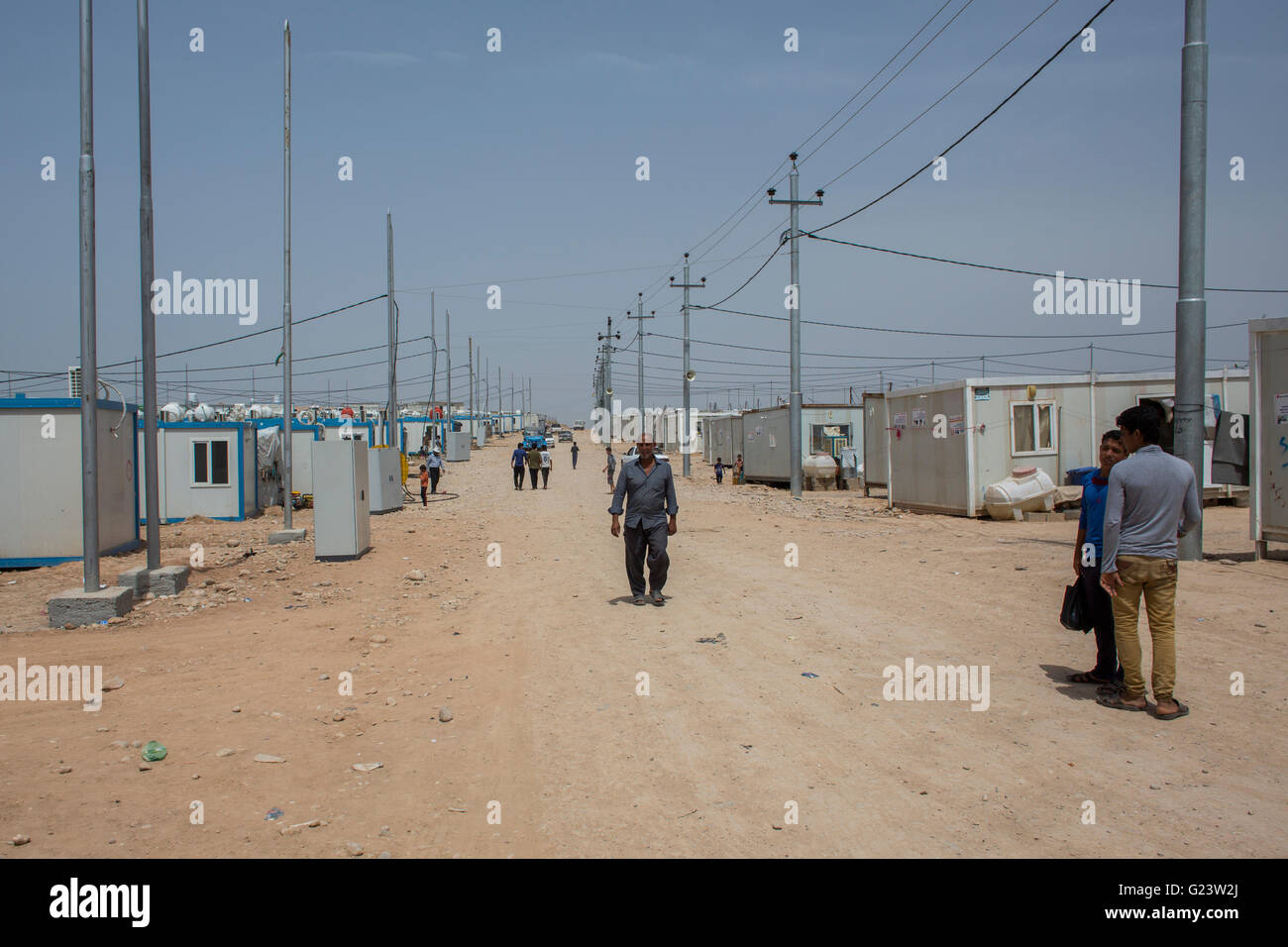 container houses of Iraqi displaced people in Anwald refugee camp ...
