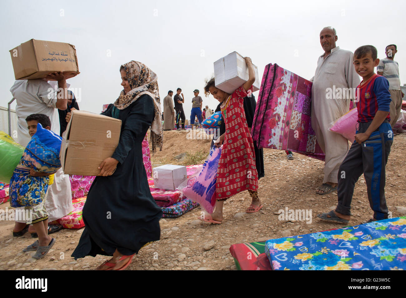 Non Food item distribution to 8000 Internally displaced Iraqi people in ...