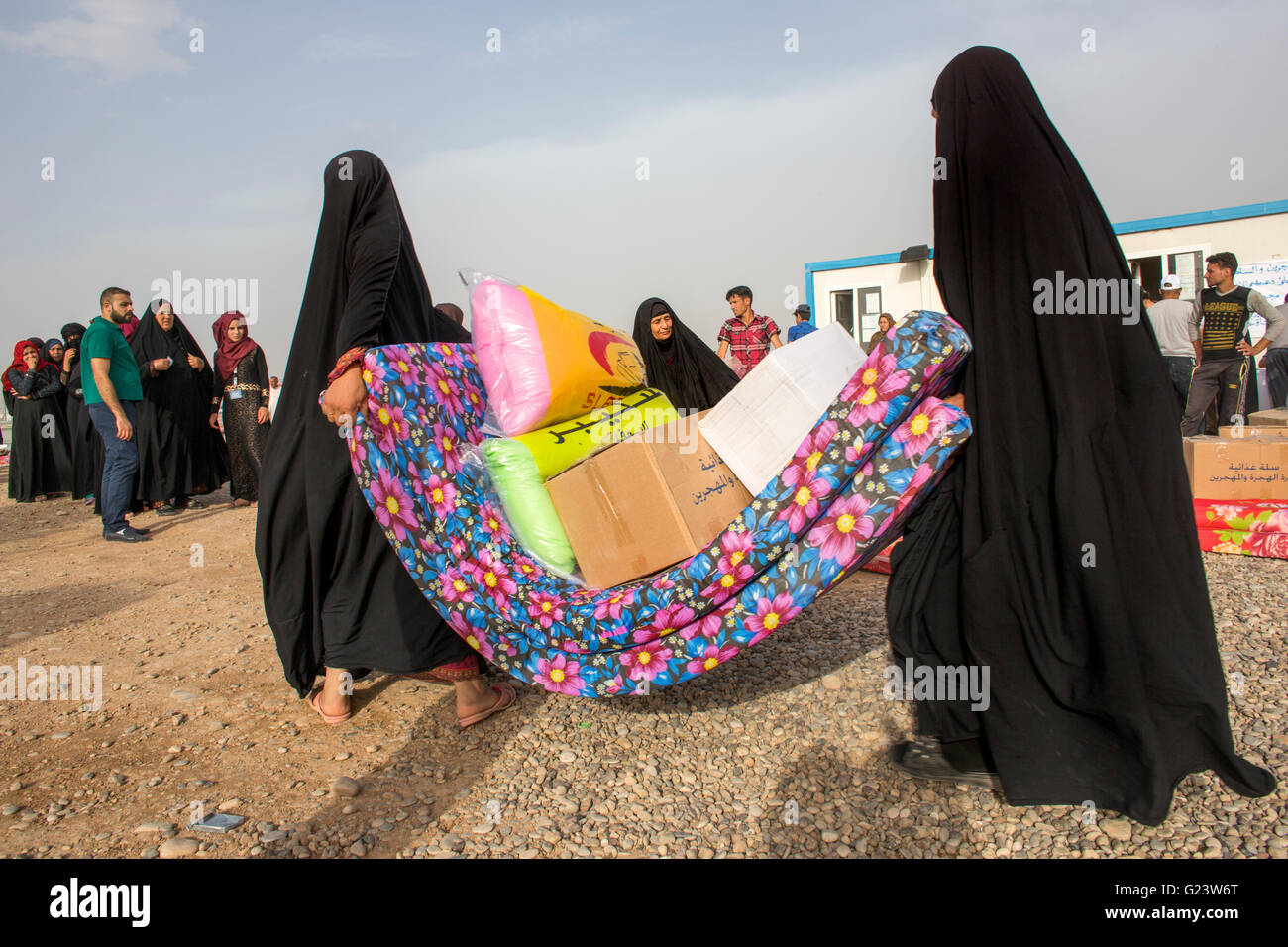 Non Food item distribution to 8000 Internally displaced Iraqi people in ...