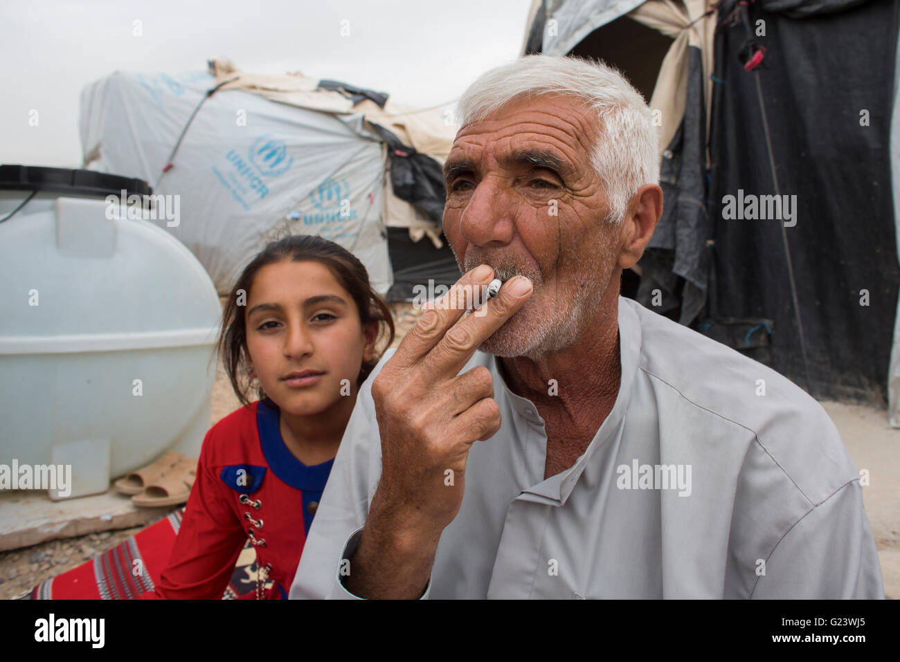 Father smoking hi-res stock photography and images - Alamy