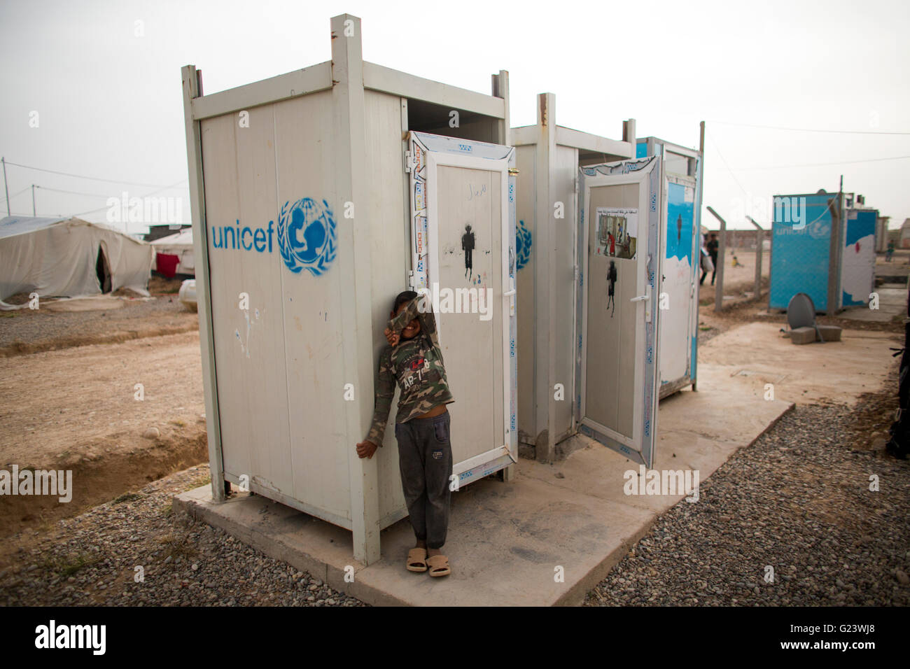 toilets in an Iraqi refugee camp Stock Photo - Alamy