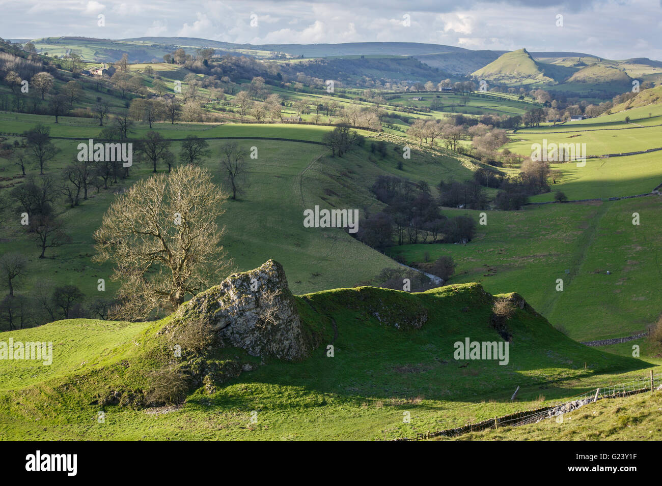 Pilsbury Castle, Dove Valley, Peak District National Park, Derbyshire ...