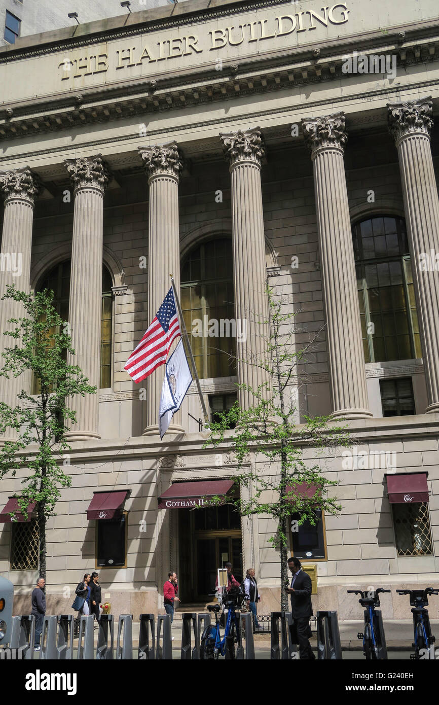 The Haier Building, 1356 Broadway , NYC,USA Stock Photo - Alamy