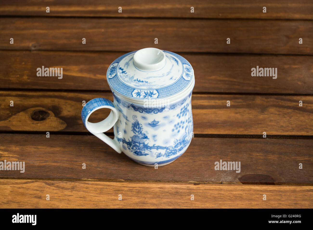 A chinese tea cup Stock Photo - Alamy