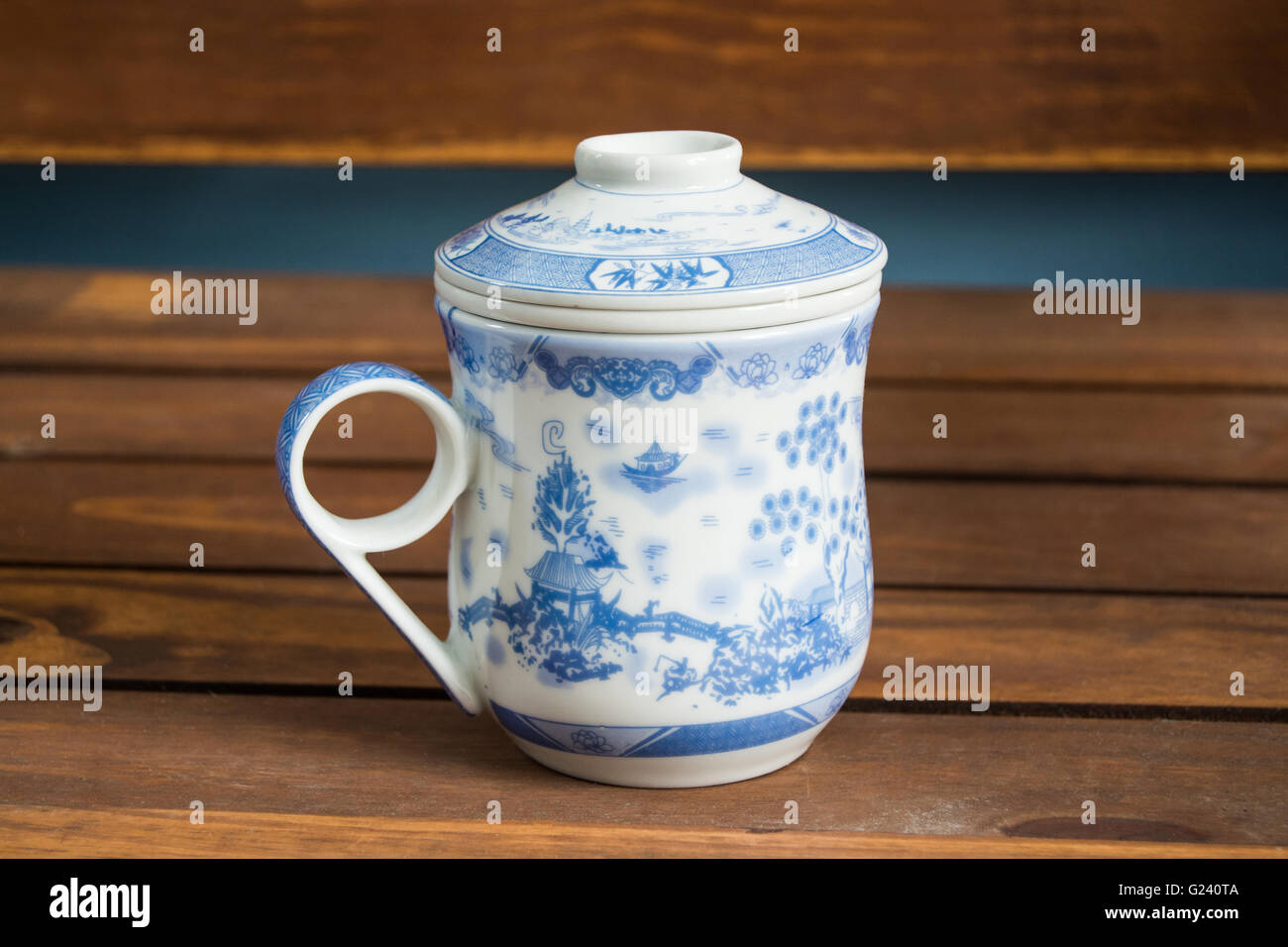 Ancient china tea cup hi-res stock photography and images - Alamy