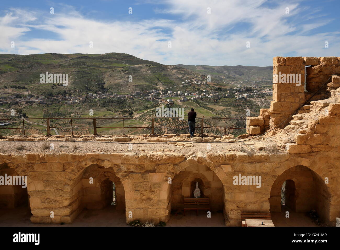 The Kerak Castle overlooking the valley, Jordan Stock Photo - Alamy