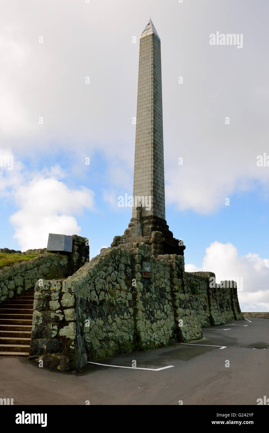 One Tree Hill Obelisk Stock Photo - Alamy