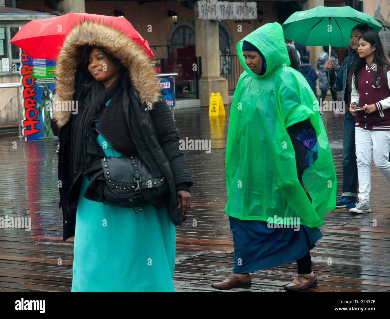 Raining on the pier hi-res stock photography and images - Alamy