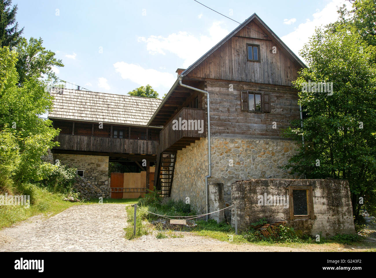 Croatian farmhouse hi-res stock photography and images - Alamy