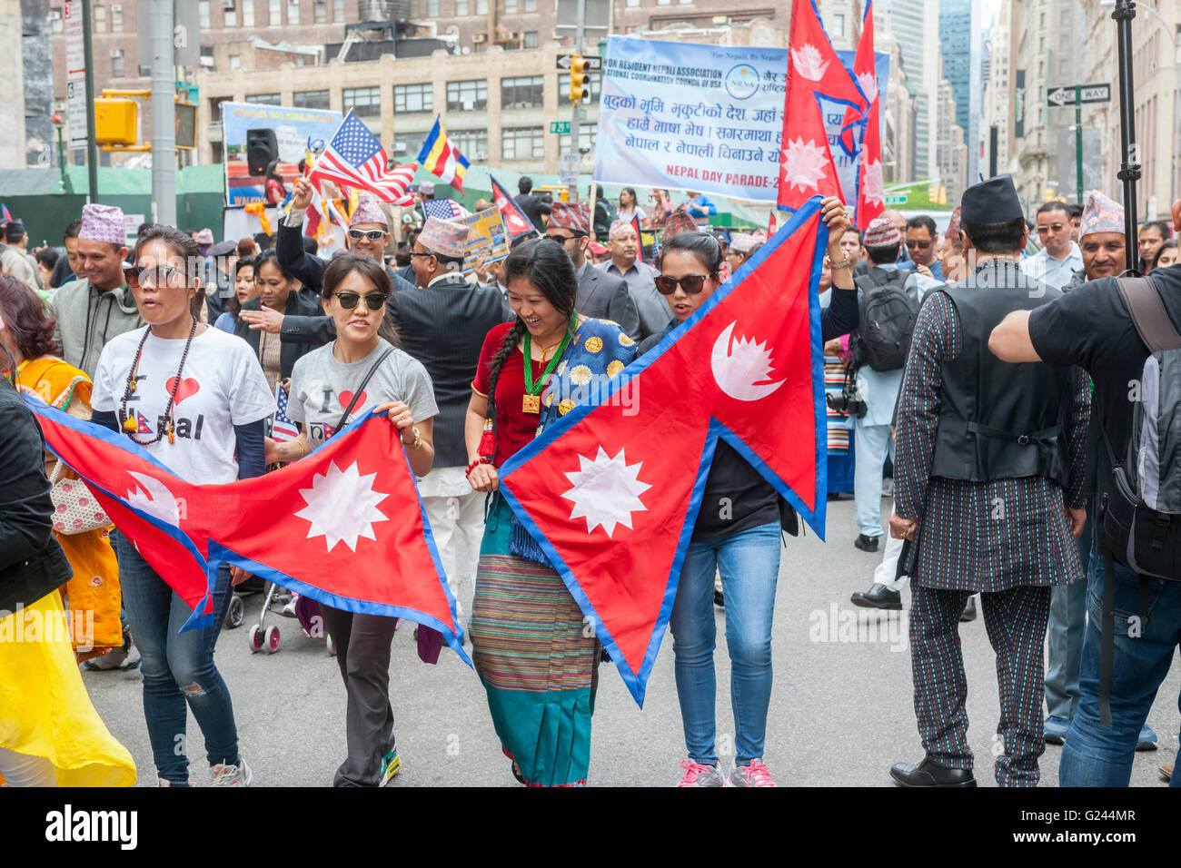 Hundreds of members of the Nepalese diaspora with their families and ...