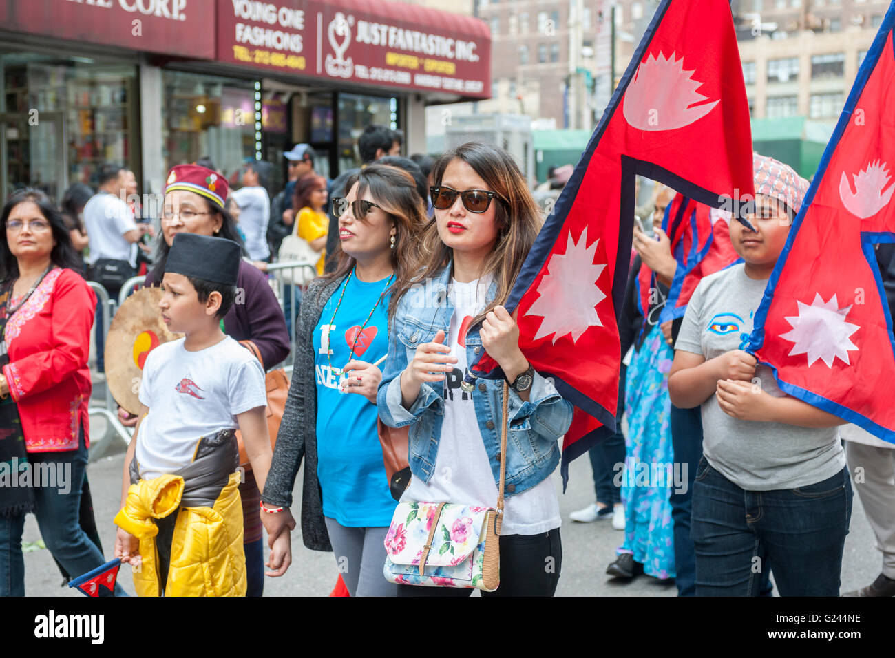 Hundreds of members of the Nepalese diaspora with their families and ...