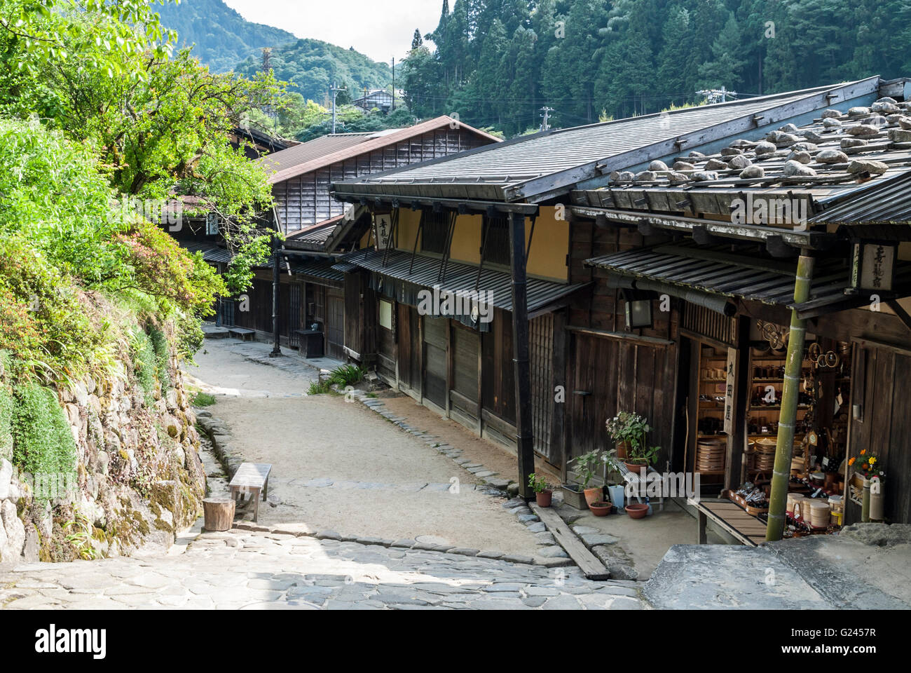 Hiking the Kiso Valley (Magome and Tsumago), Nakasendo road, in Japan ...