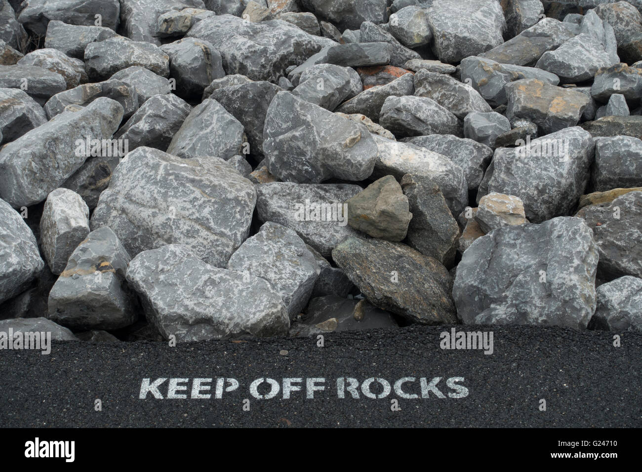 keep off the rocks Brooklyn NYC Stock Photo - Alamy