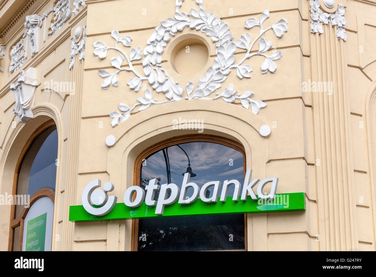 Hungarian signs hi-res stock photography and images - Alamy