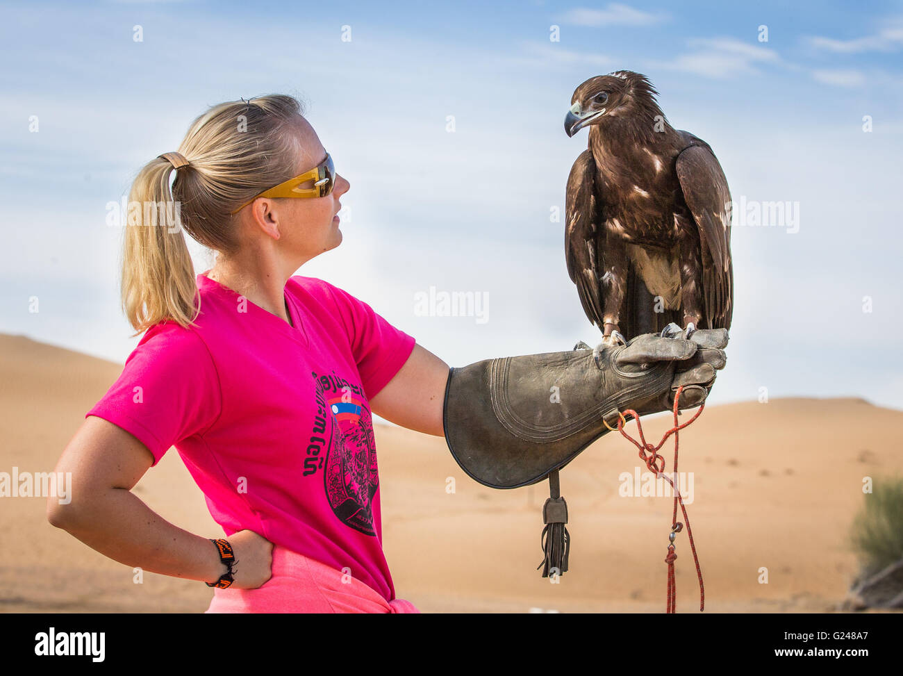 Eagle on hand hi-res stock photography and images - Alamy