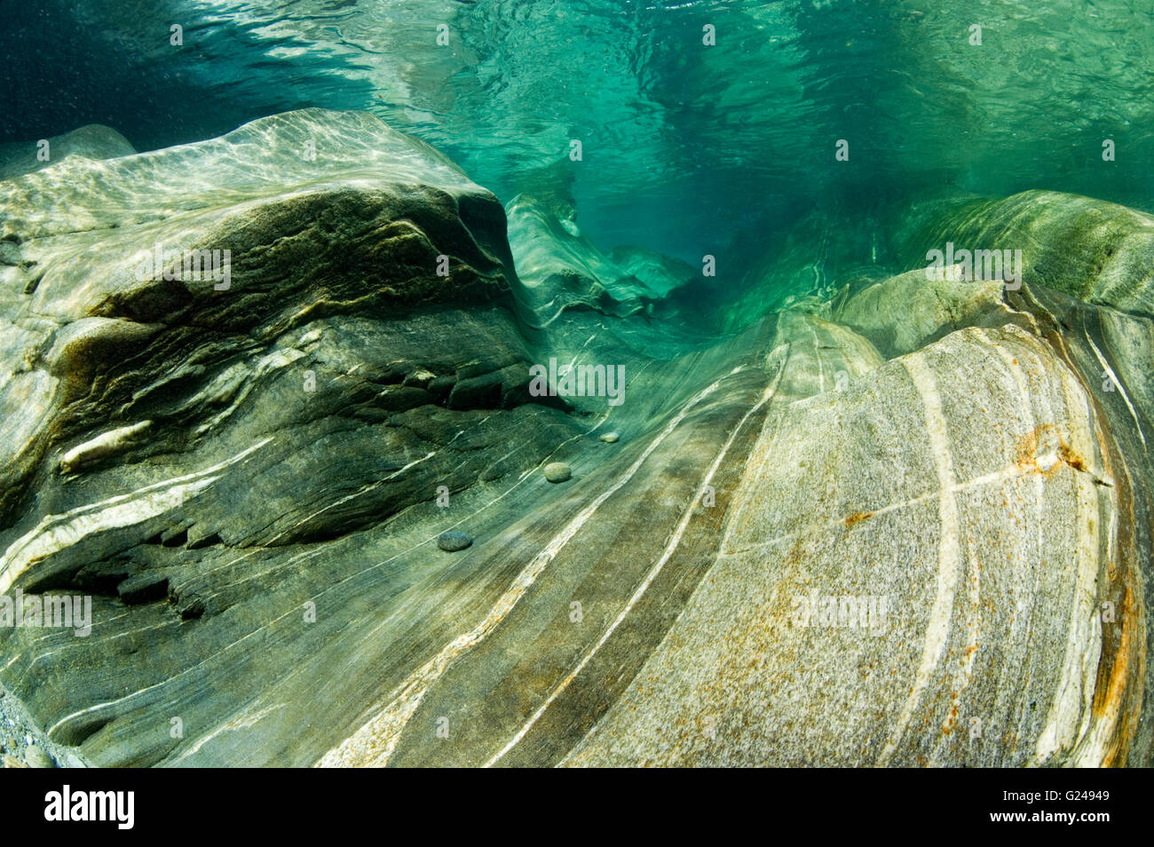 Erosion of the riverbed of the Verzasca River, Lavertezzo, Valle ...
