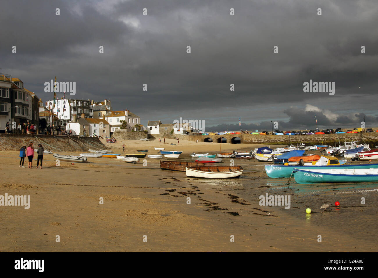 Approaching storm for St Ives harbour Stock Photo - Alamy