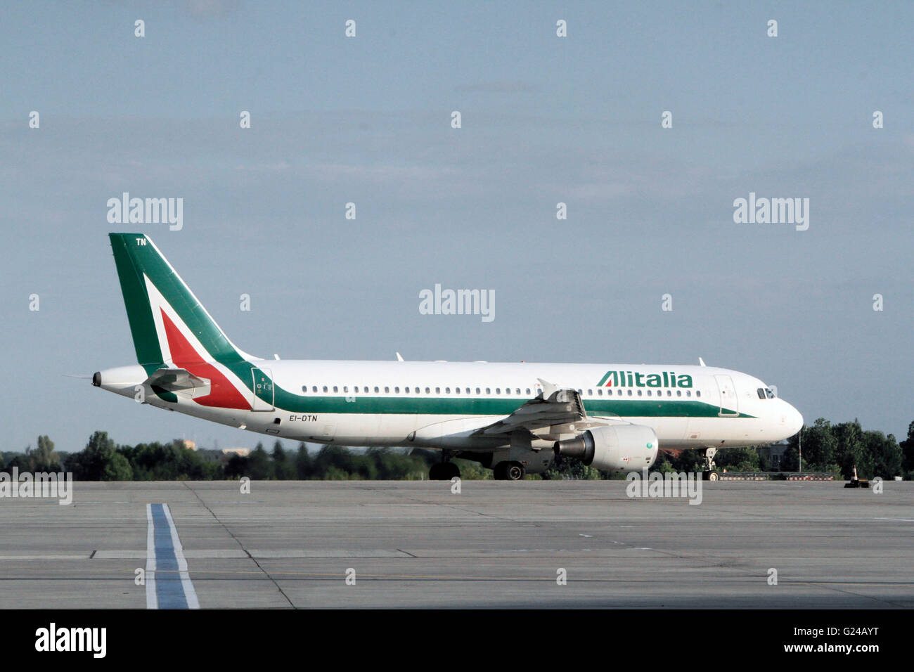 BUCHAREST, ROMANIA - May 18, 2016: Alitalia Airbus A320-216 taxiing ...