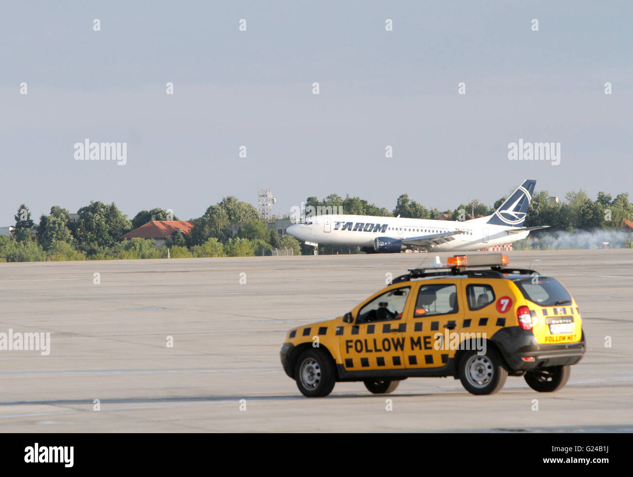 Tarom romanian air transport hi-res stock photography and images - Alamy