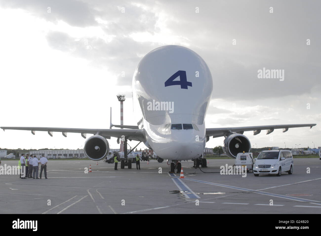 Airbus a300 600st hi-res stock photography and images - Alamy