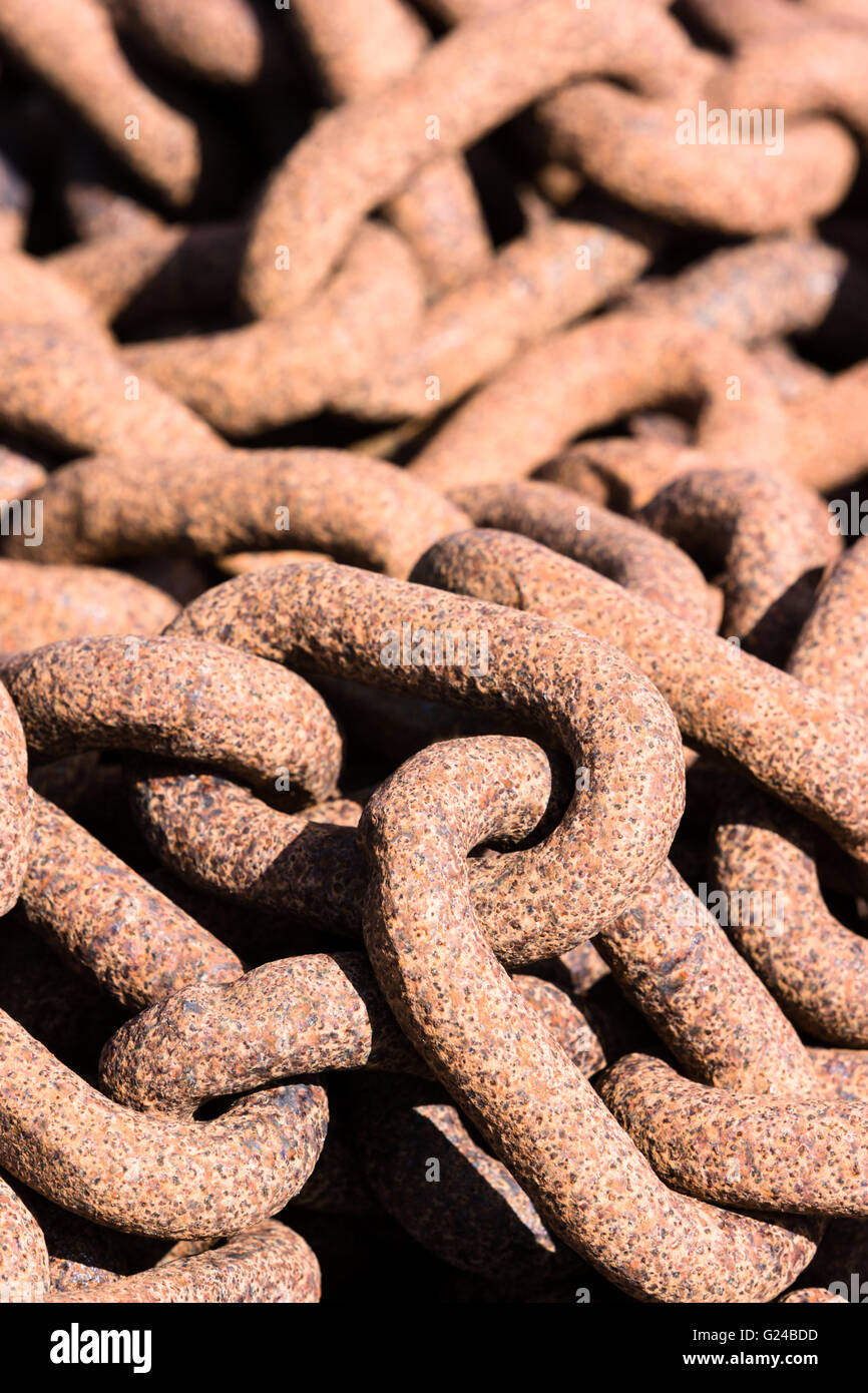 Chain used to weight down fishing nets Stock Photo - Alamy