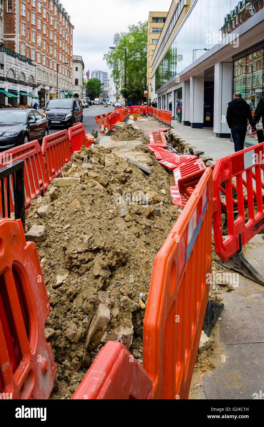 Dug up sidewalk hi-res stock photography and images - Alamy