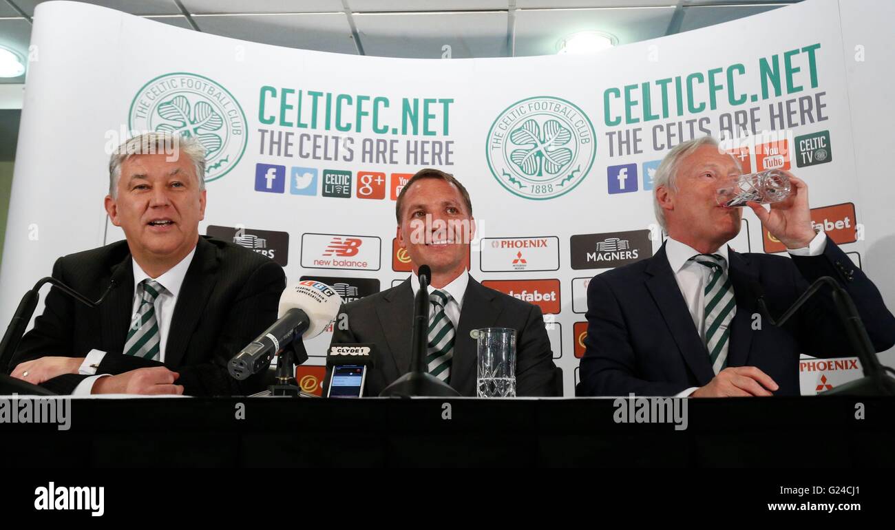 Celtic chairman Ian Bankier (right) chief executive Peter Lawwell (left ...