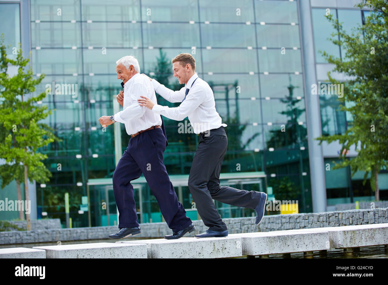 Running to catch bus hi-res stock photography and images - Alamy