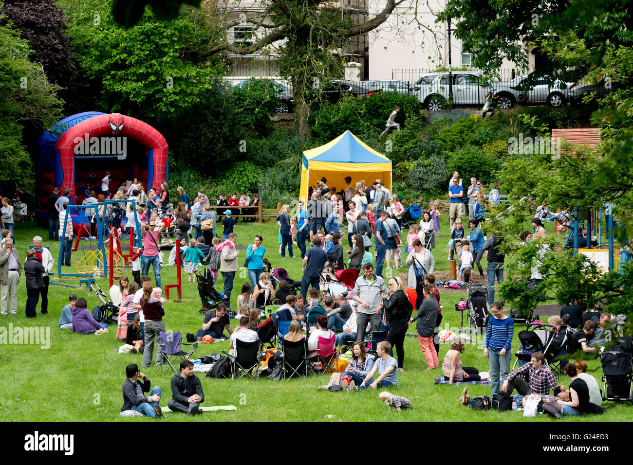 Community party england hi-res stock photography and images - Alamy