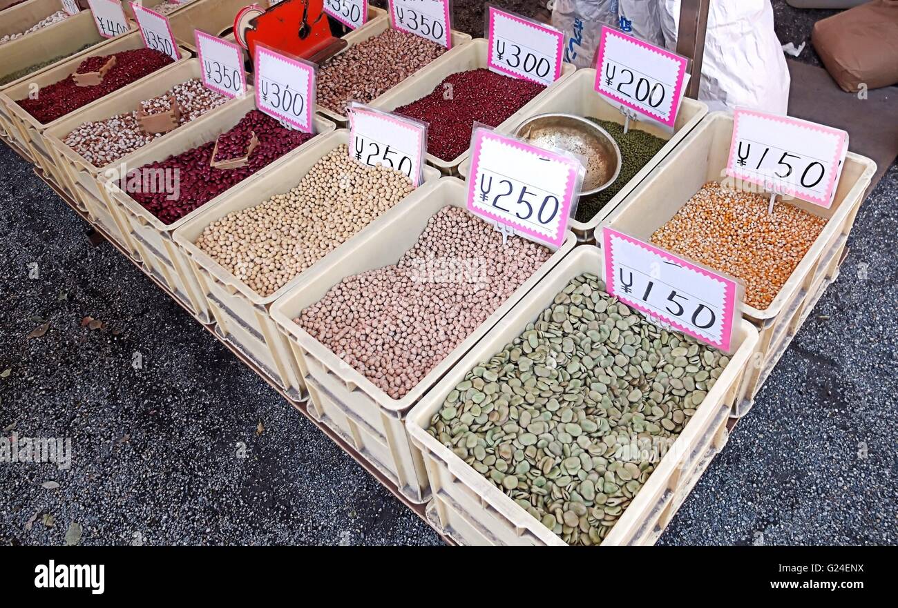 Chickbean hi-res stock photography and images - Alamy