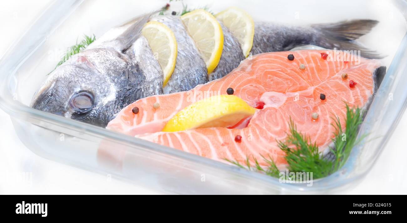 Defrosting fish hi-res stock photography and images - Alamy