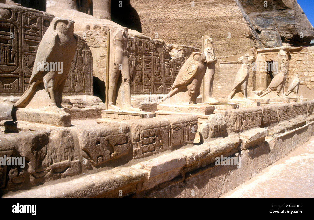 Abu simbel temples hi-res stock photography and images - Alamy