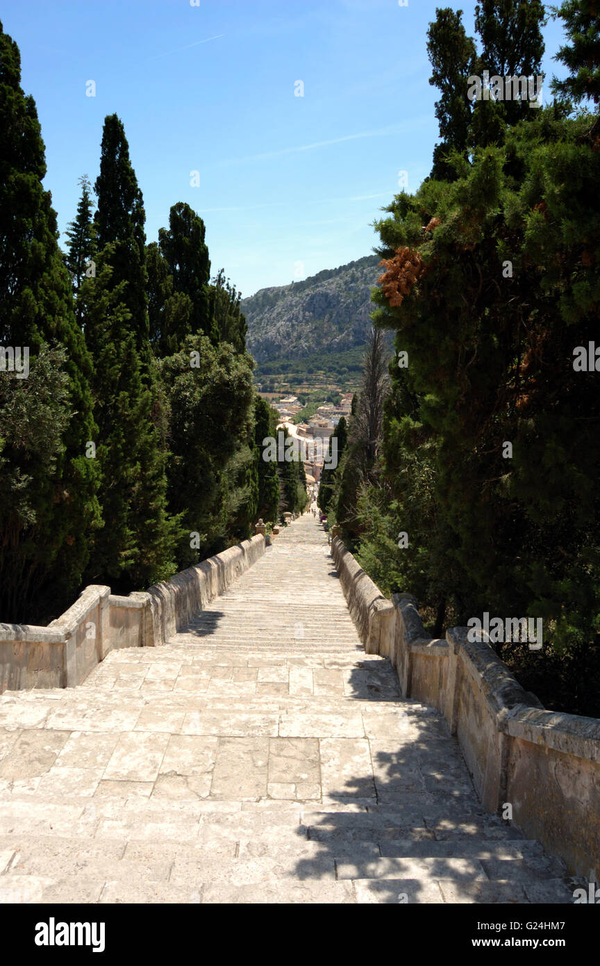 View down to Pollensa from the Calvary steps, Mallorca Stock Photo - Alamy