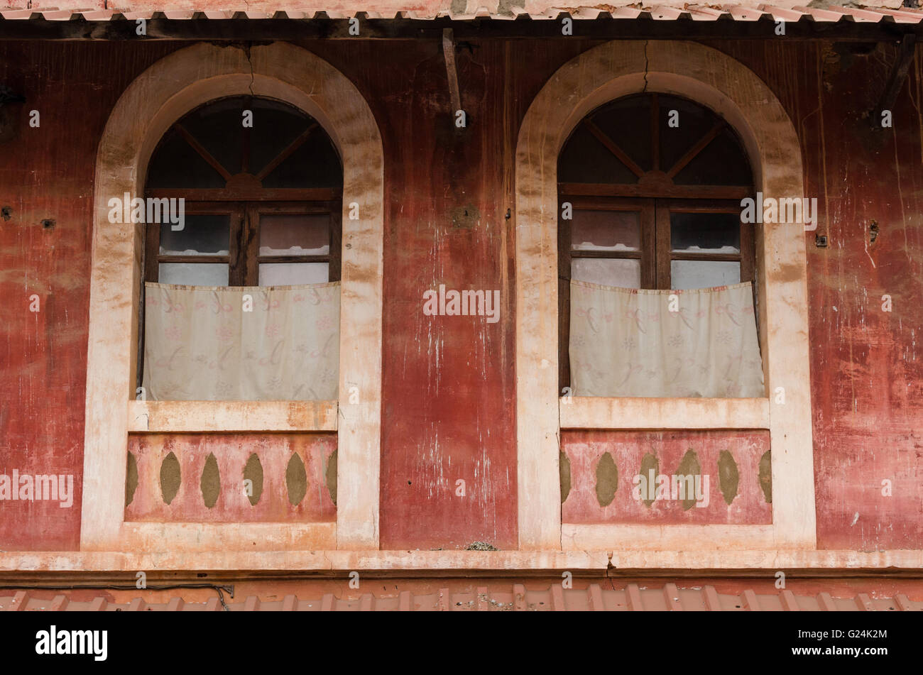Portuguese style windows on an old building in Fontainhas, Panaji ...