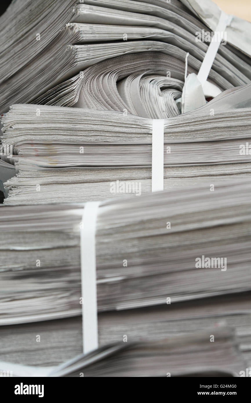 Large stack newspapers hi-res stock photography and images - Alamy