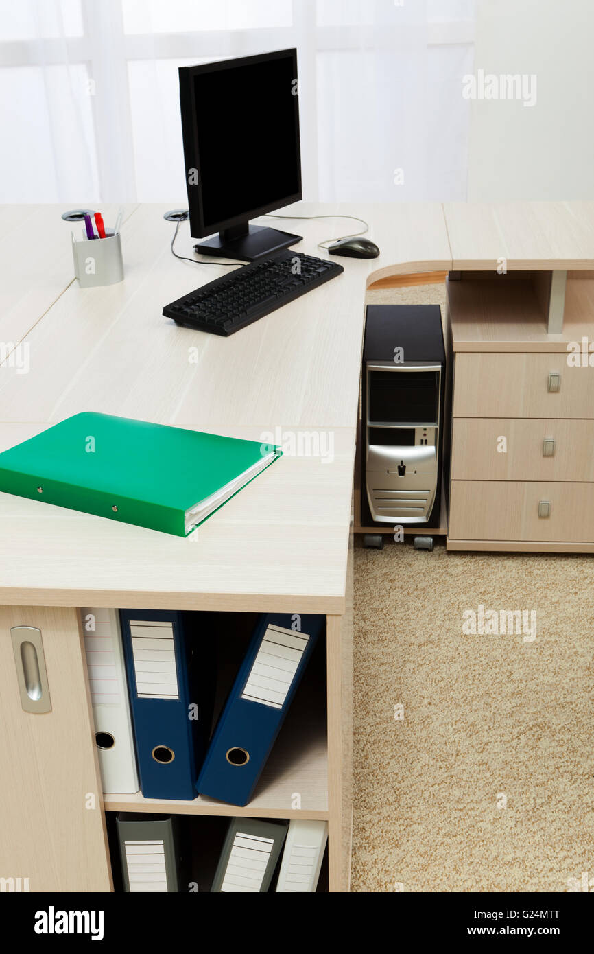 computer on a desk in a modern office Stock Photo - Alamy