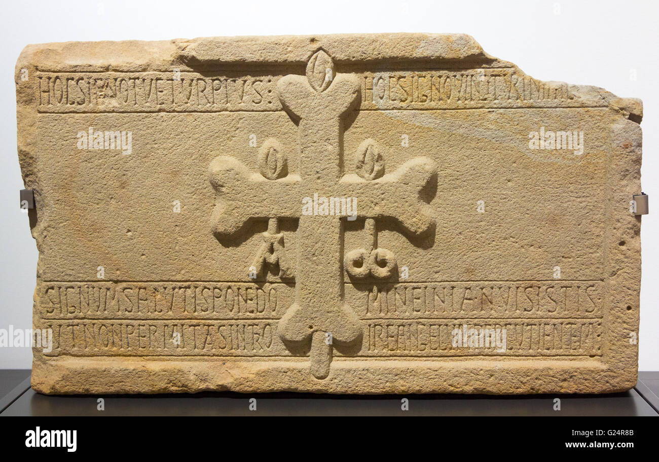 Stone tools ancient hi-res stock photography and images - Alamy