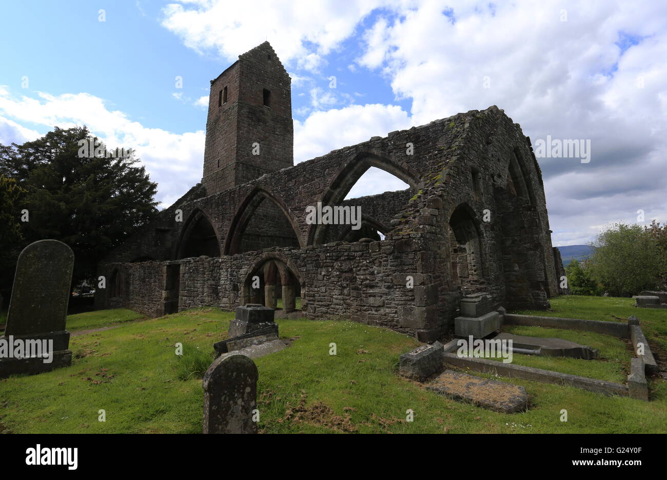 Muthill Old church and tower Scotland May 2016 Stock Photo - Alamy
