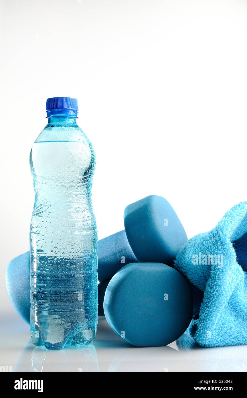 Blue objects hi-res stock photography and images - Alamy
