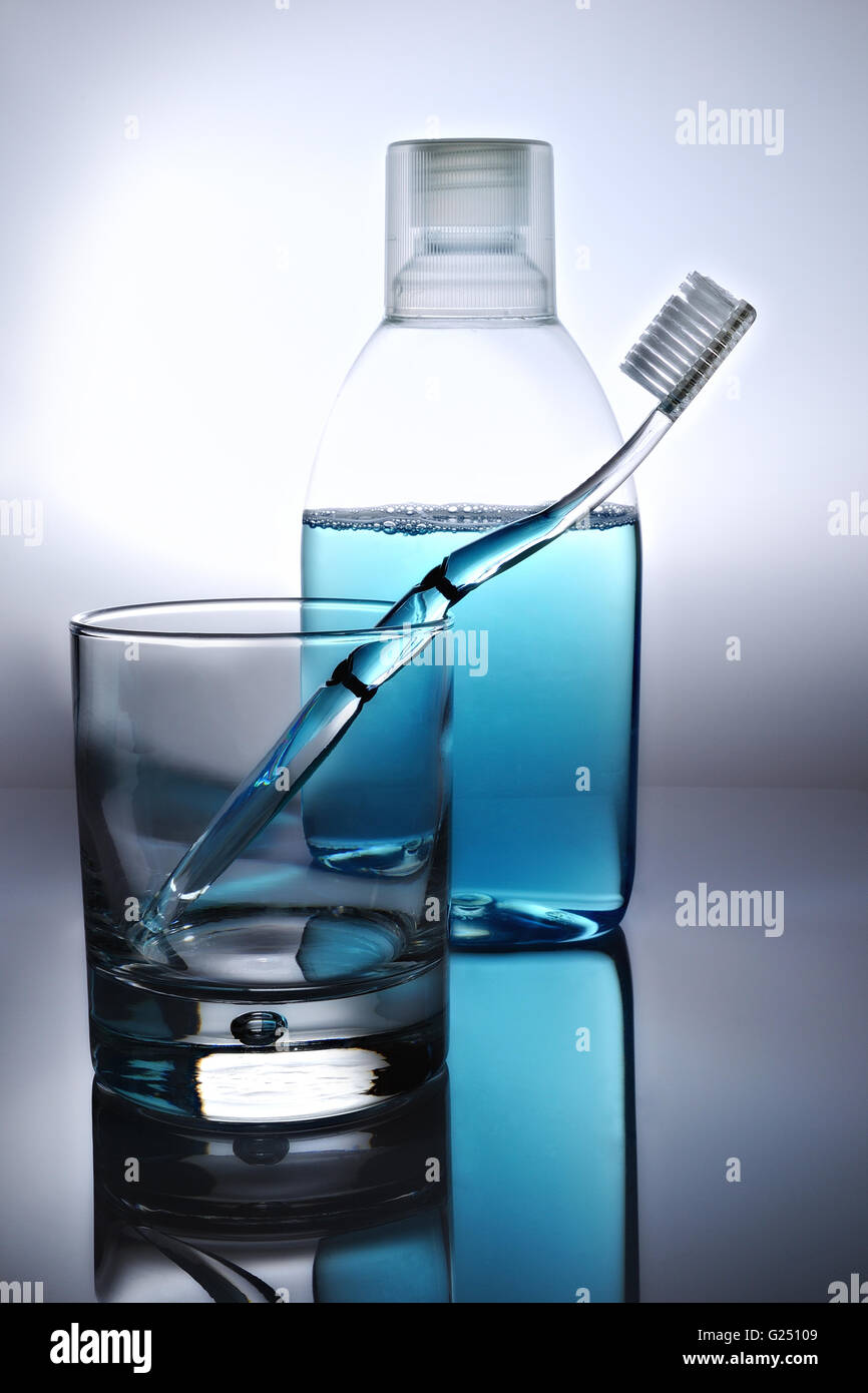 Toothbrush toothpaste mouthwash hi-res stock photography and images - Alamy