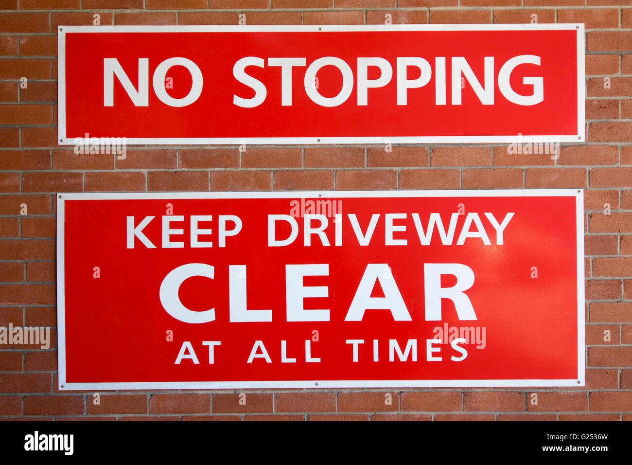 No Stopping sign Stock Photo - Alamy