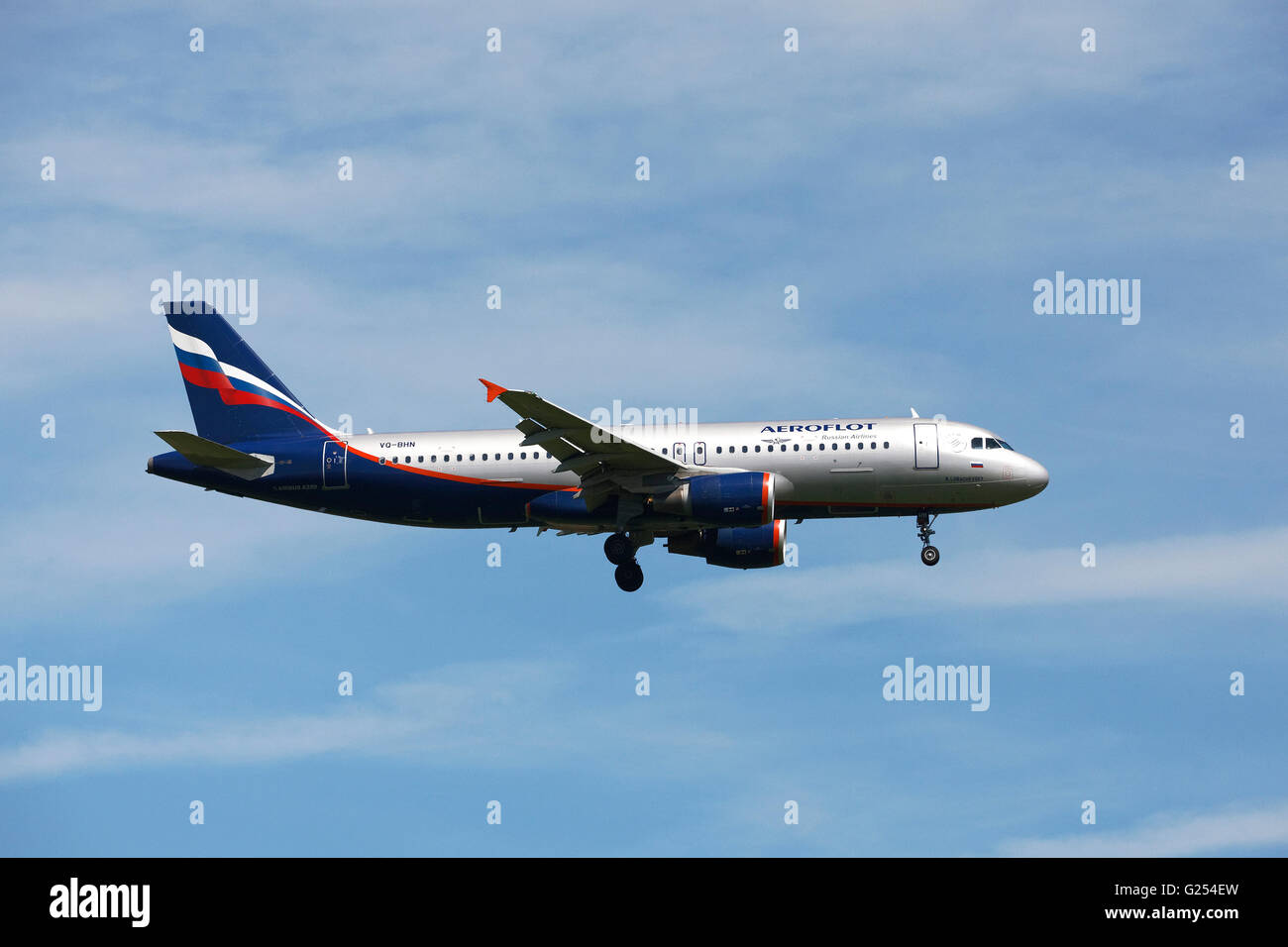 Airbus a320 aeroflot russian hi-res stock photography and images - Alamy