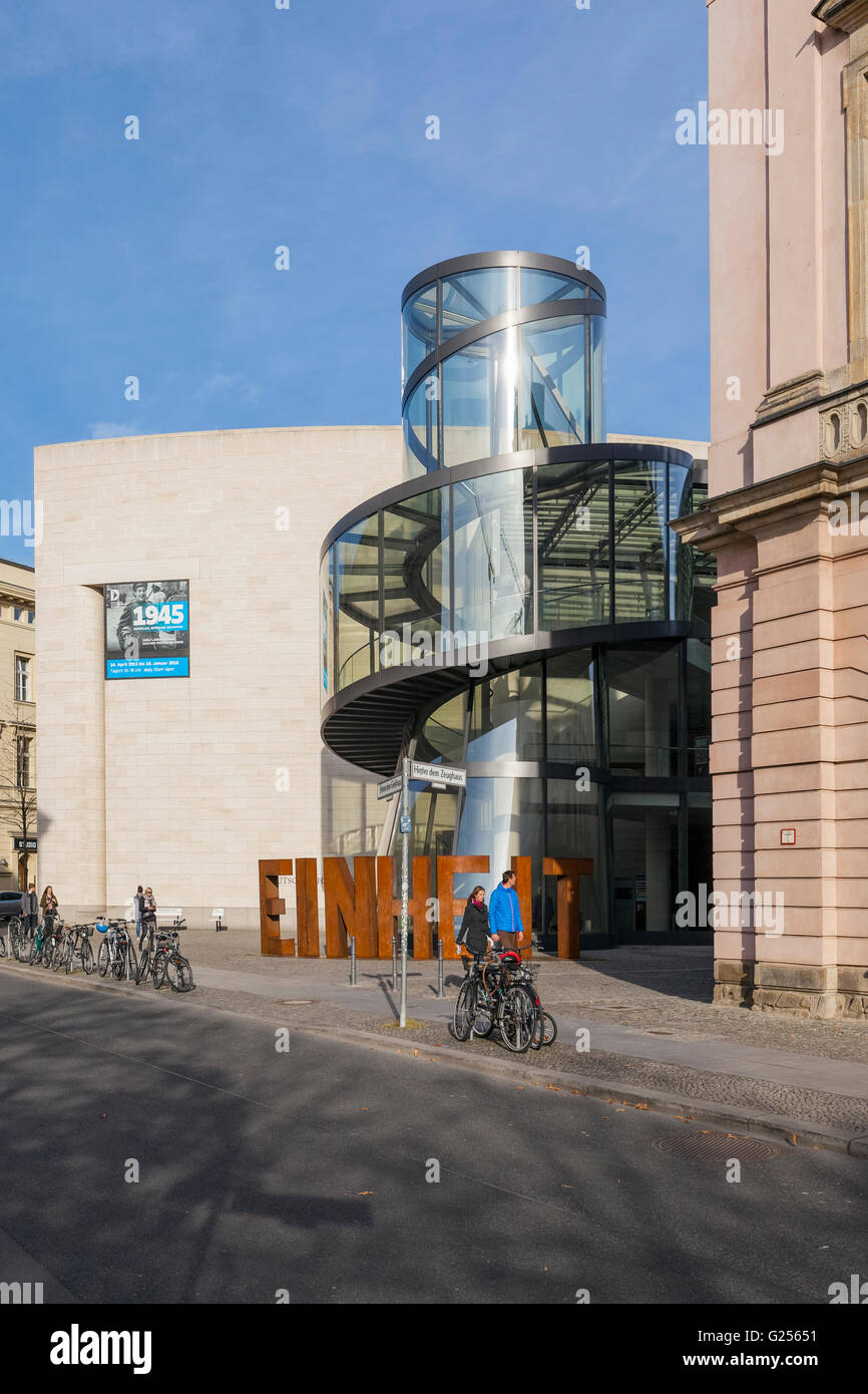 New building of the DHM Deutsches Historisches Museum, German ...